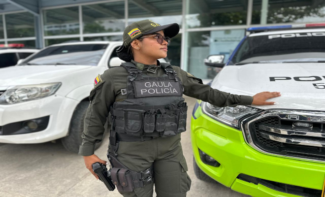 Mujer, uniforme y coraje: Elena Vargas, la nueva cara del GAULA en ...