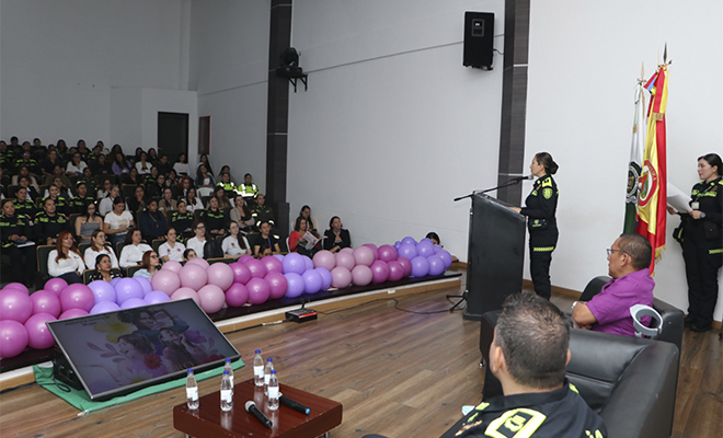 Entre todos debemos proteger la vida y bienestar de todas las mujeres del área Metropolitana de ...